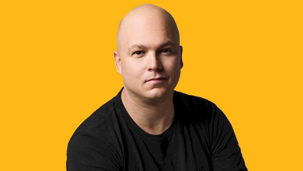 Frédéric Gagné, à propos de l’allaitement en public – Le club des mal cités